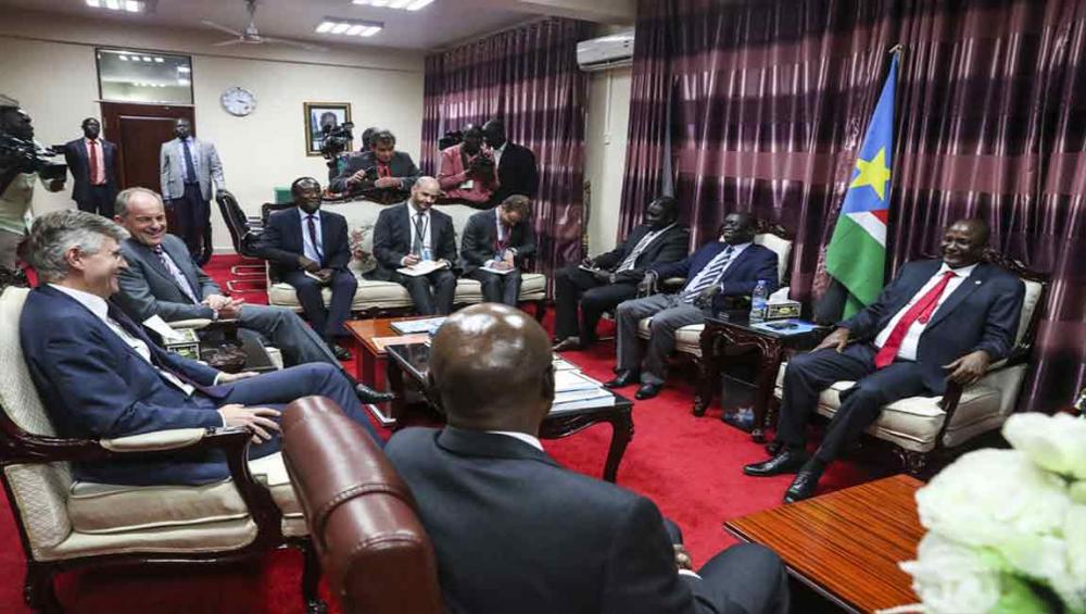 In South Sudan, UN peacekeeping chief urges an end to fighting to give ...